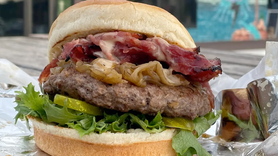 Our Favourite Burgers Across Canada - STACKTV